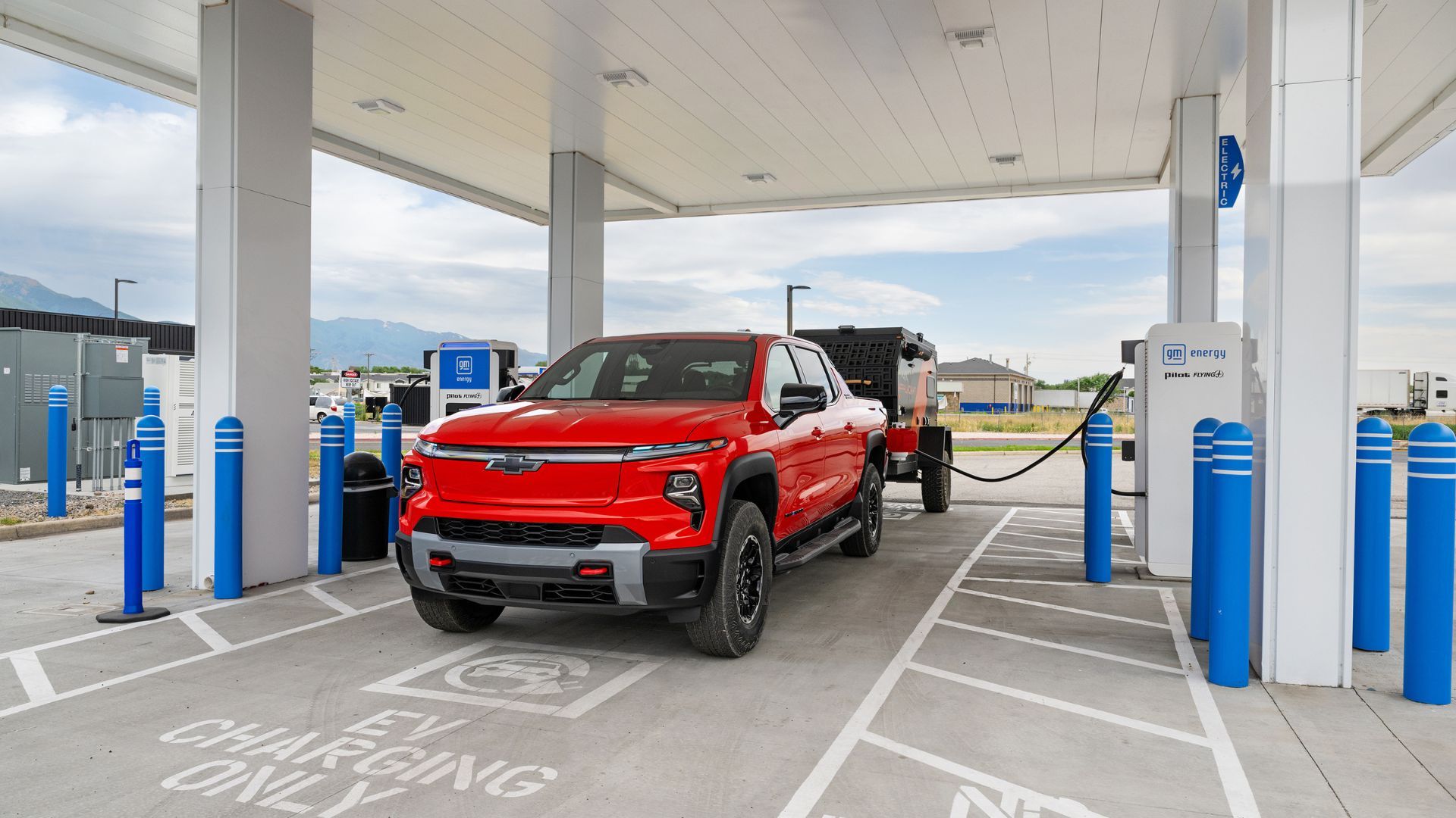 2024 Chevrolet Silverado EV - Overview Pricing, Photos & Specs