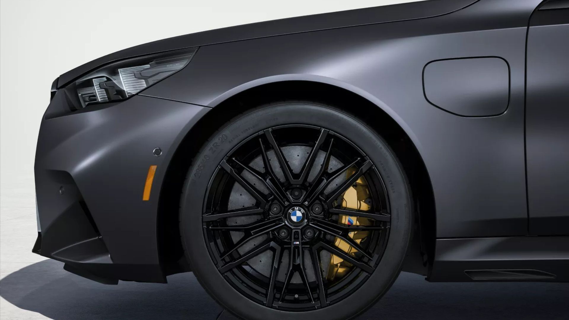 2026 BMW M5 Sedan Pricing, Photos & Specs