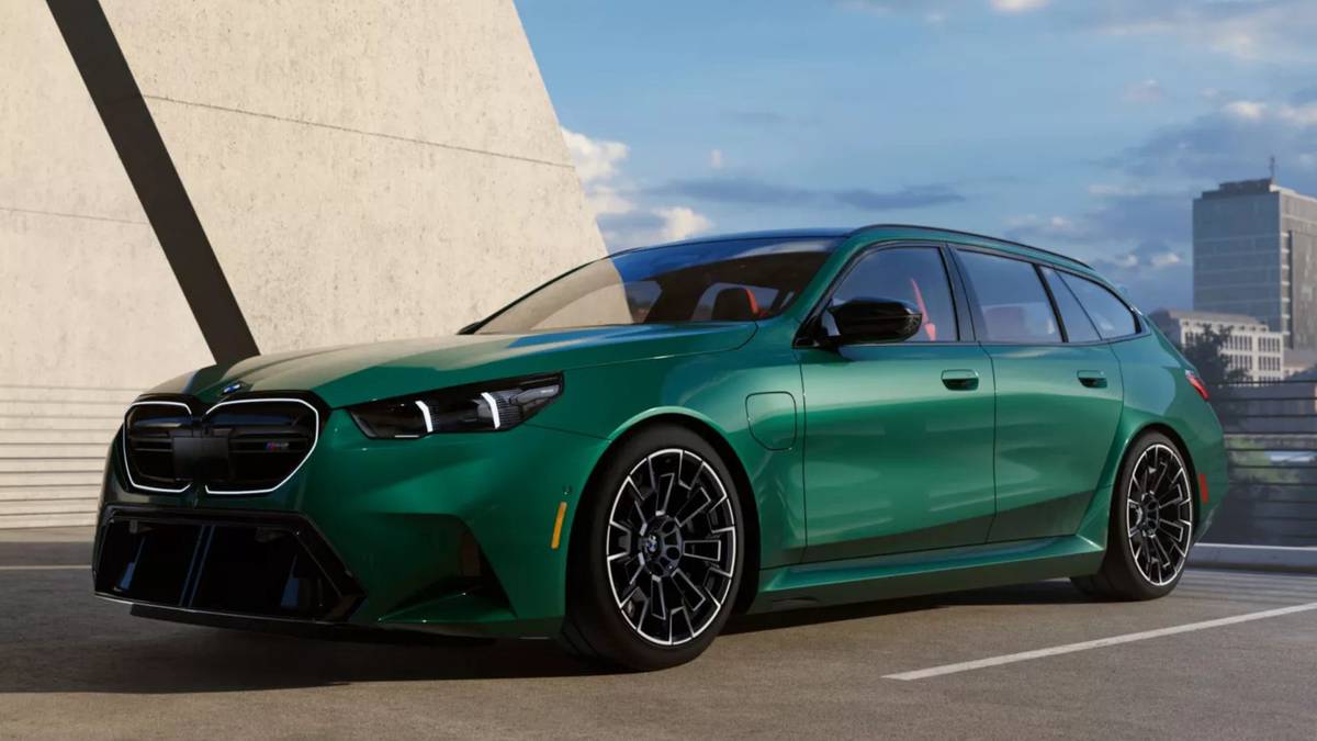 2026 BMW M5 Touring Pricing, Photos & Specs