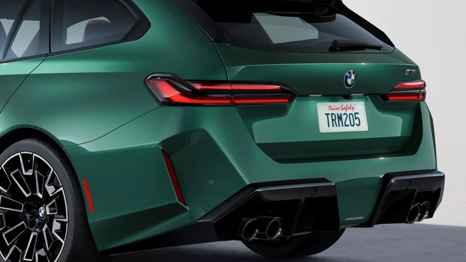 2026 BMW M5 Sedan Pricing, Photos & Specs