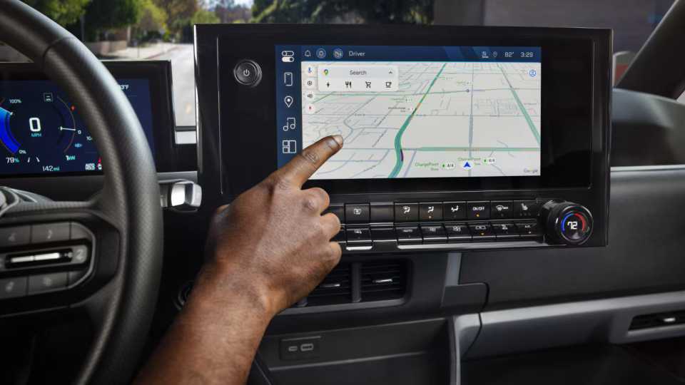 2025 Chevrolet BrightDrop 400 Pricing, Photos & Specs