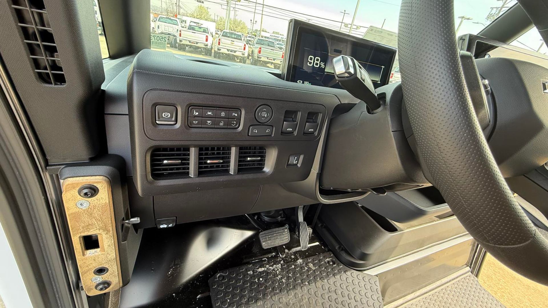 2026 Chevrolet BrightDrop 400 Pricing, Photos & Specs