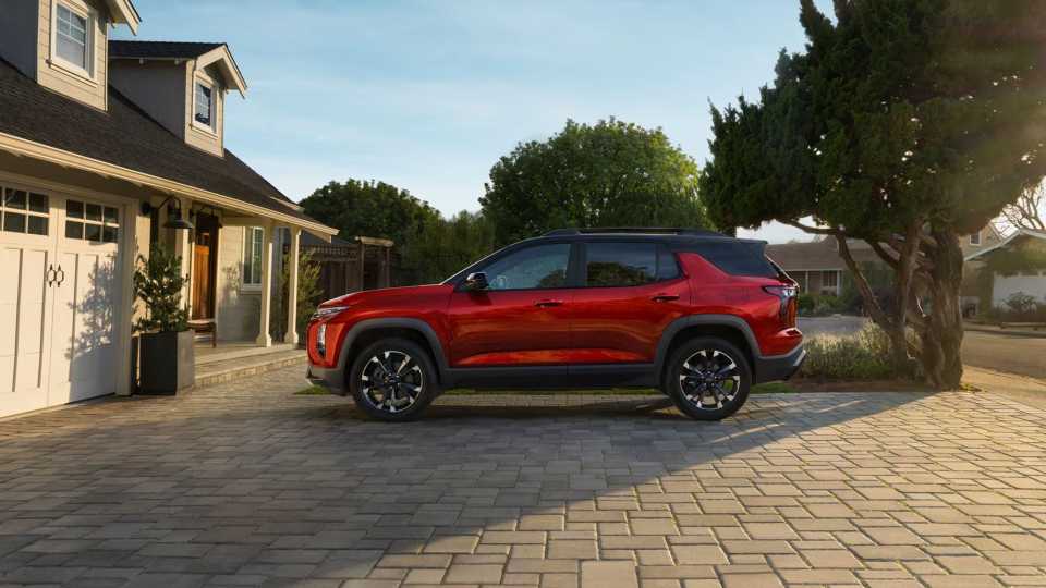 2025 Chevrolet Equinox Pricing, Photos & Specs