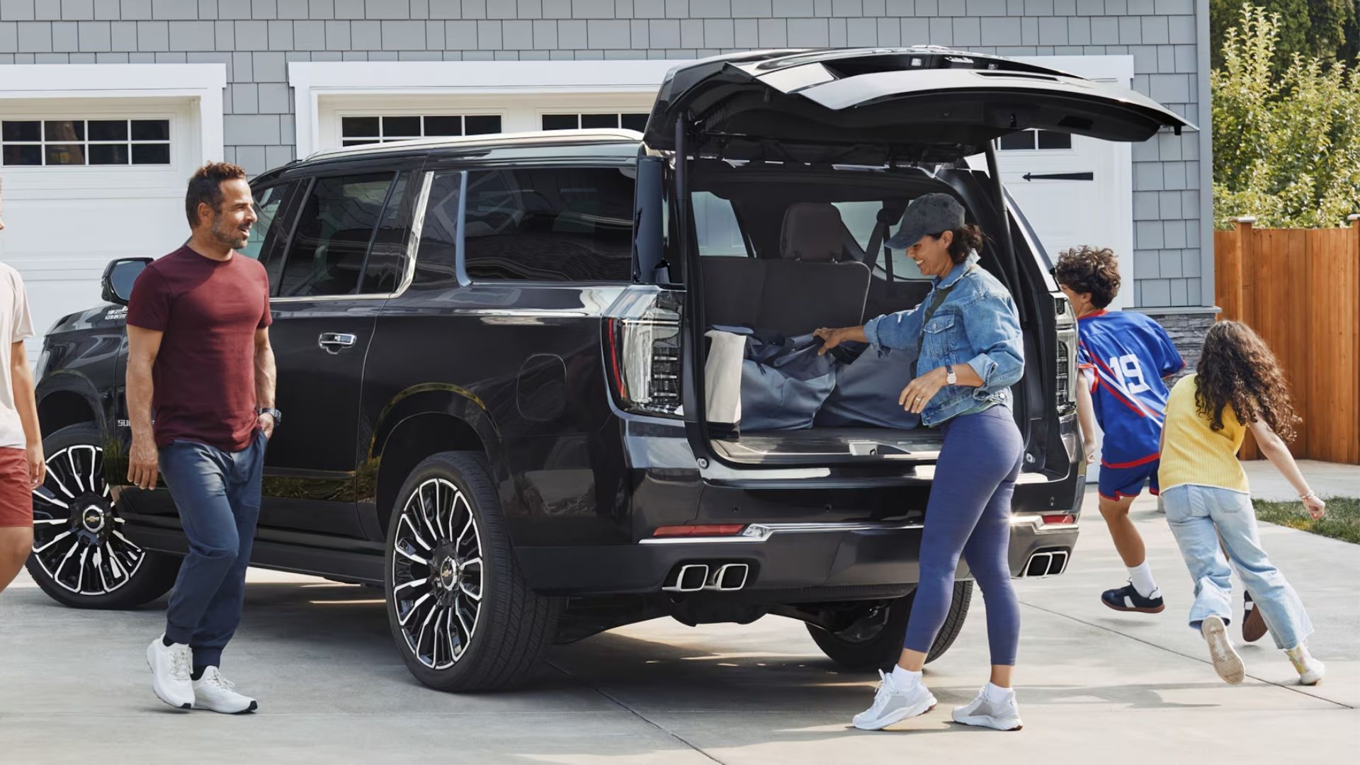 2026 Chevrolet Suburban Pricing, Photos & Specs