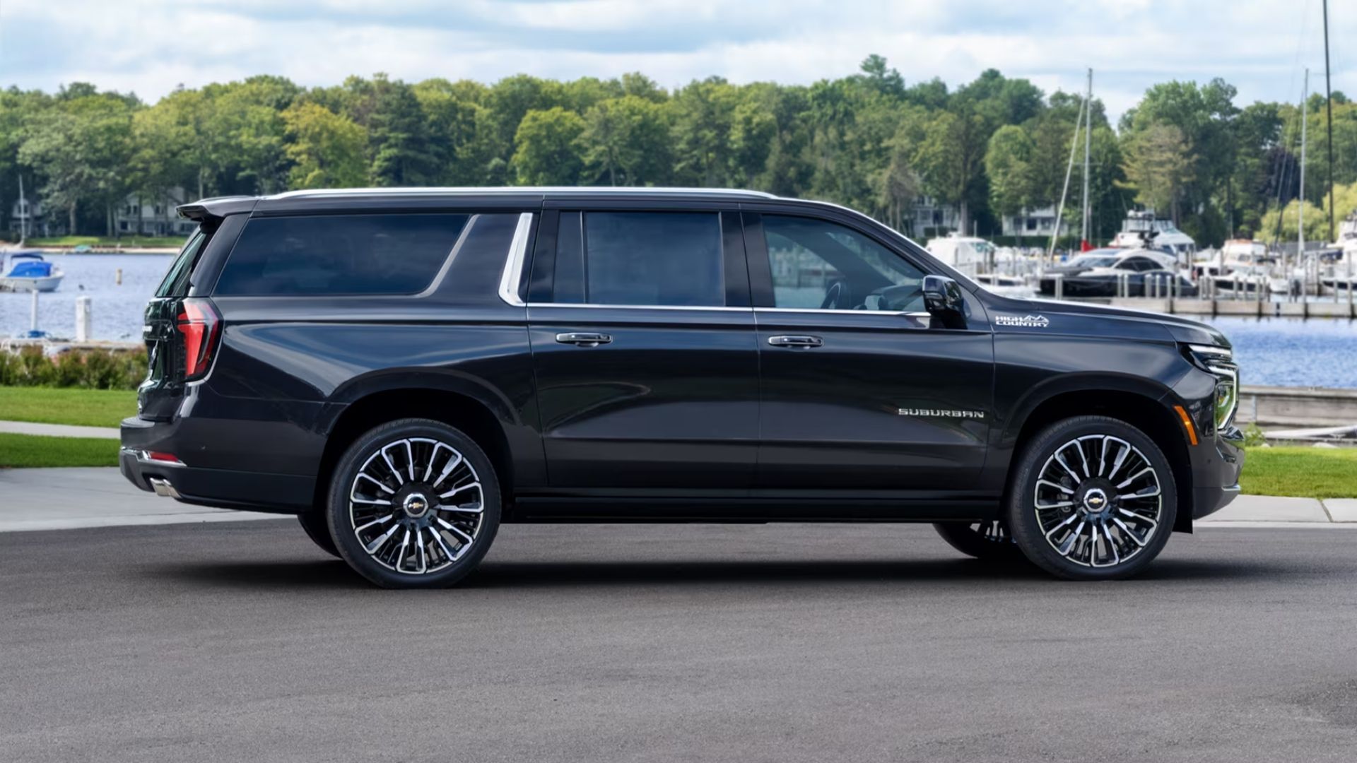 2026 Chevrolet Suburban Pricing, Photos & Specs