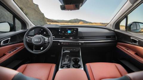 2025 Kia Carnival Pricing, Photos & Specs