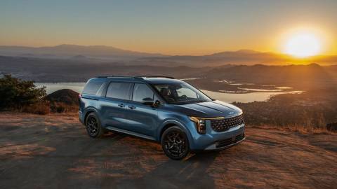 2025 Kia Carnival Pricing, Photos & Specs