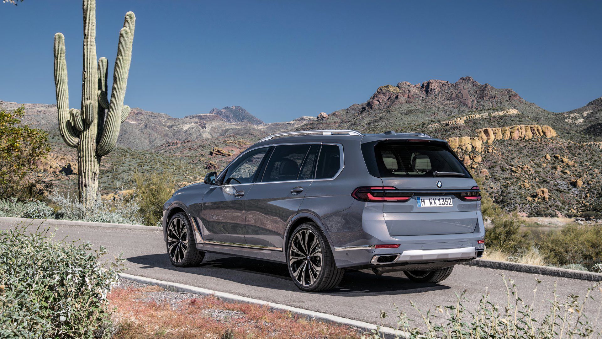 2026 BMW X7 Pricing, Photos & Specs