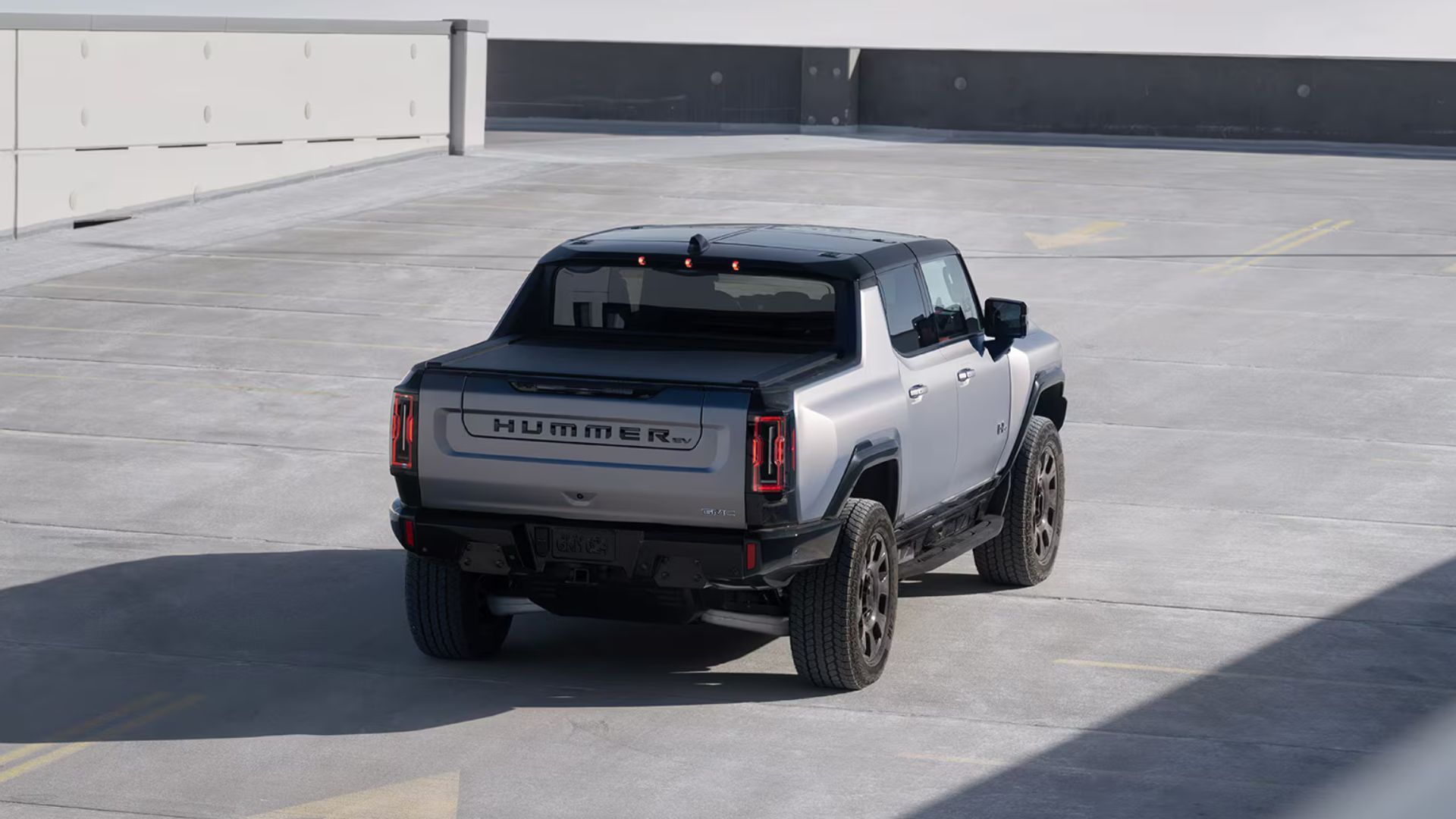 2026 GMC HUMMER EV Pickup Pricing, Photos & Specs