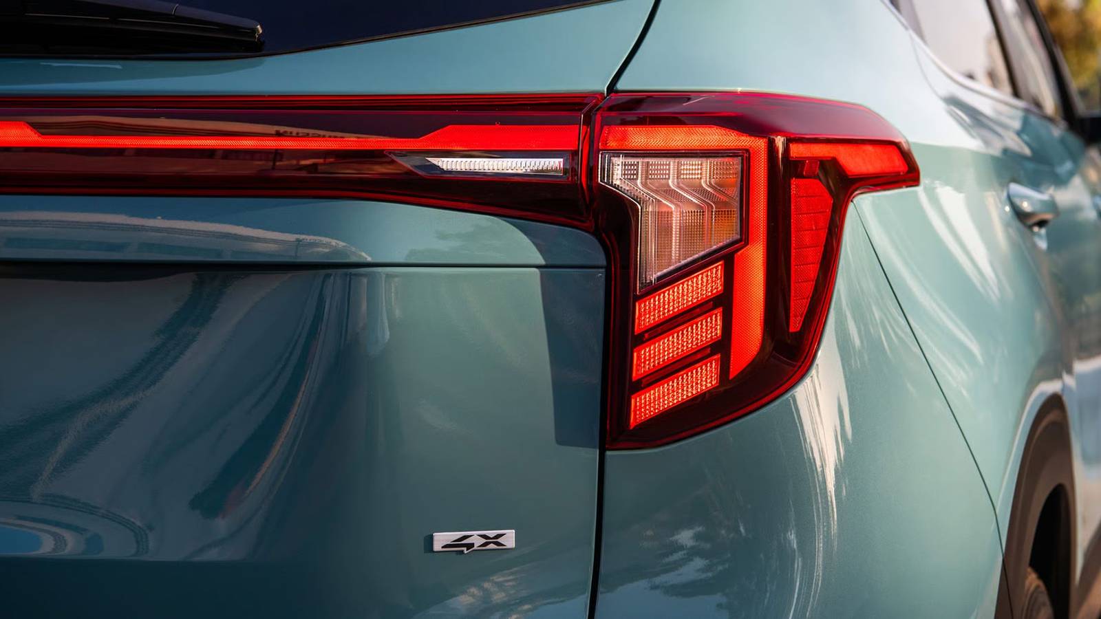 Best SUVs Under 25k | 2026 Ratings | CarBuzz