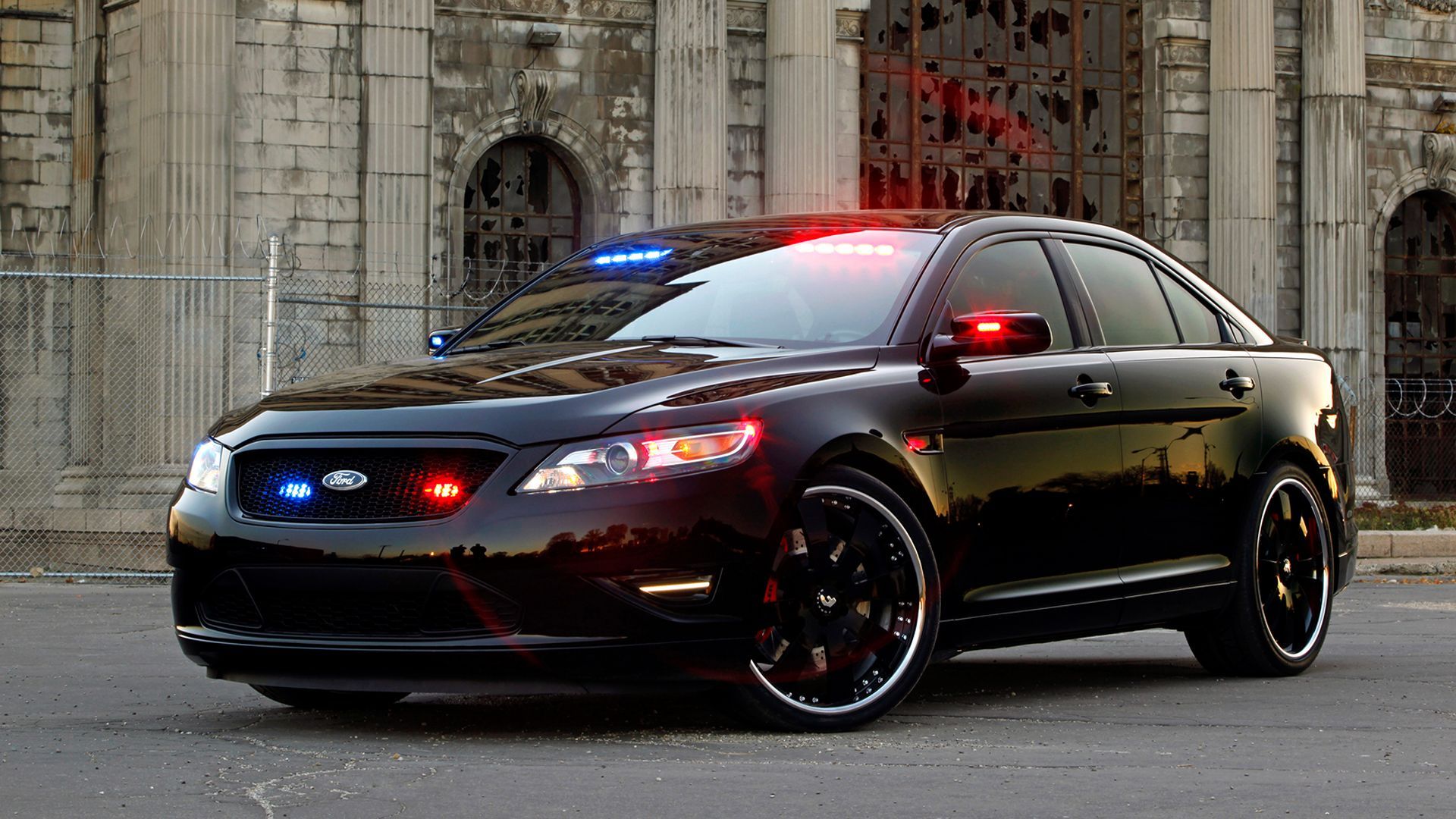 This Is Ford's SR-71 Blackbird-Inspired Cop Car That Never Made Production