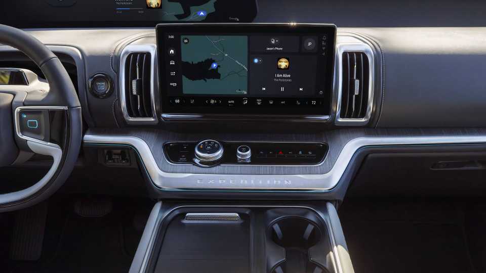 2025 Ford Explorer Pricing, Photos & Specs