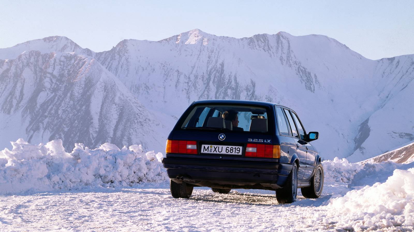 BMW Vignette Celebrates E30 3 Series Wagon Origins And Creator Max Reisböck