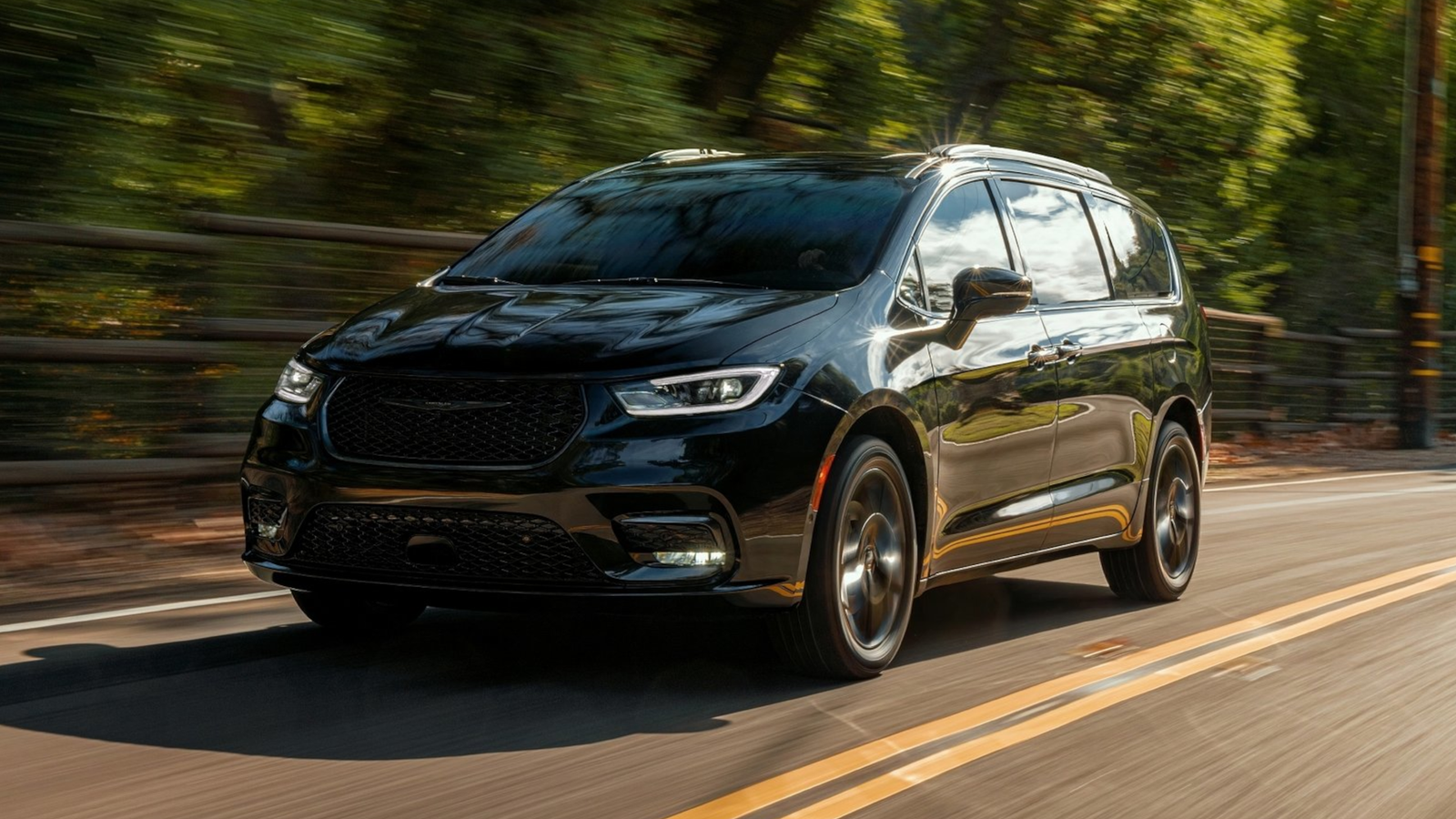 The Chrysler Pacifica Is Getting Crushed By Honda And Toyota In Sales