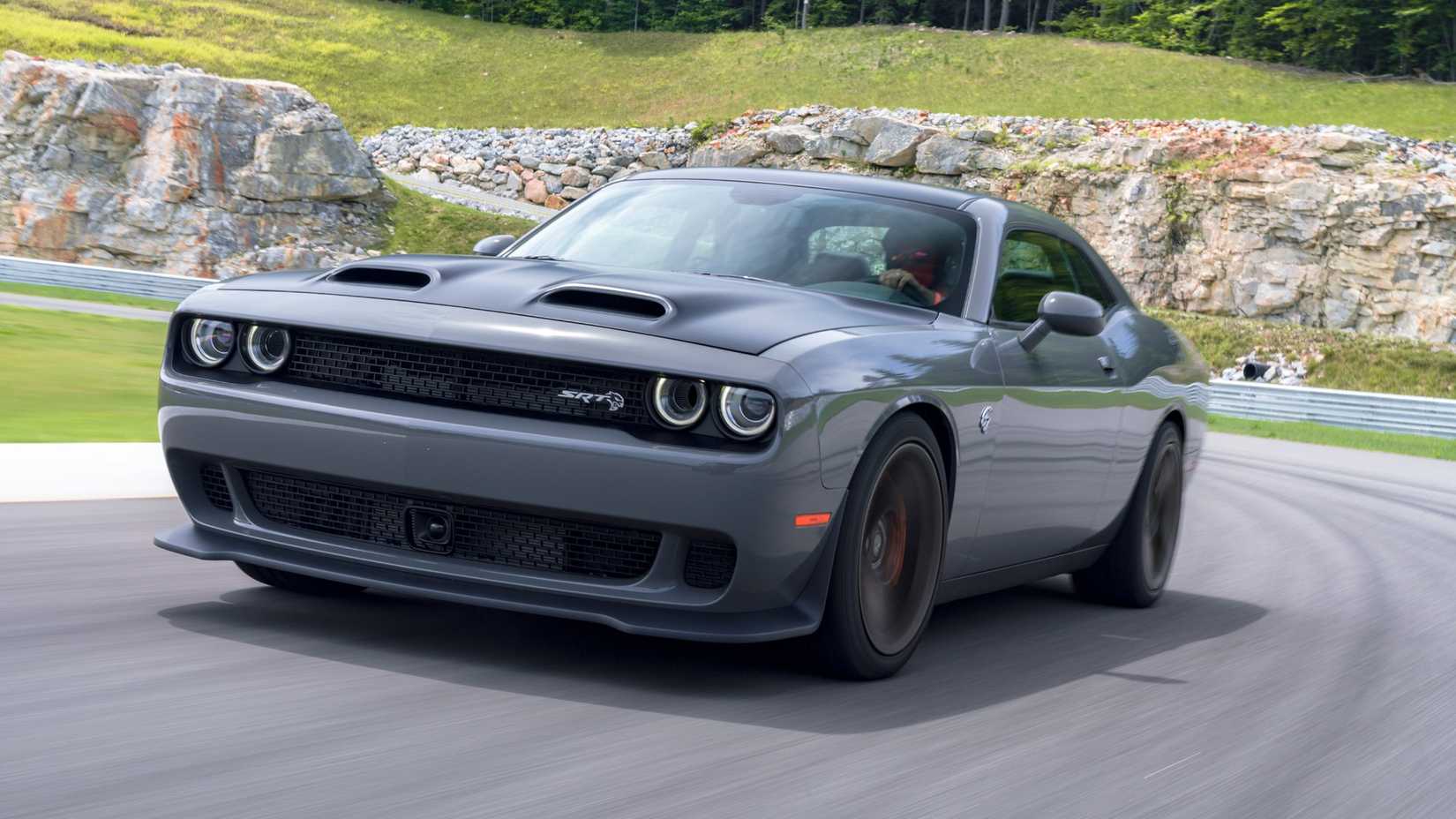 Dodge Challenger SRT Hellcat Manual Pricing: Clean vs. Near New