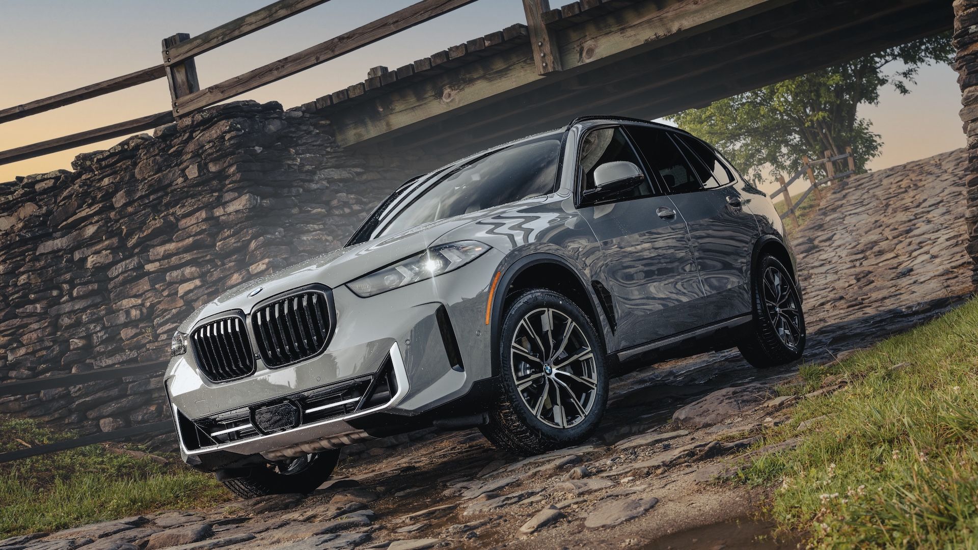 2025 BMW X5 Pricing, Photos & Specs