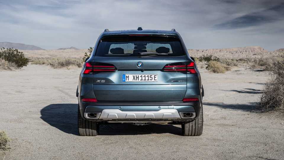 2025 BMW X5 Pricing, Photos & Specs