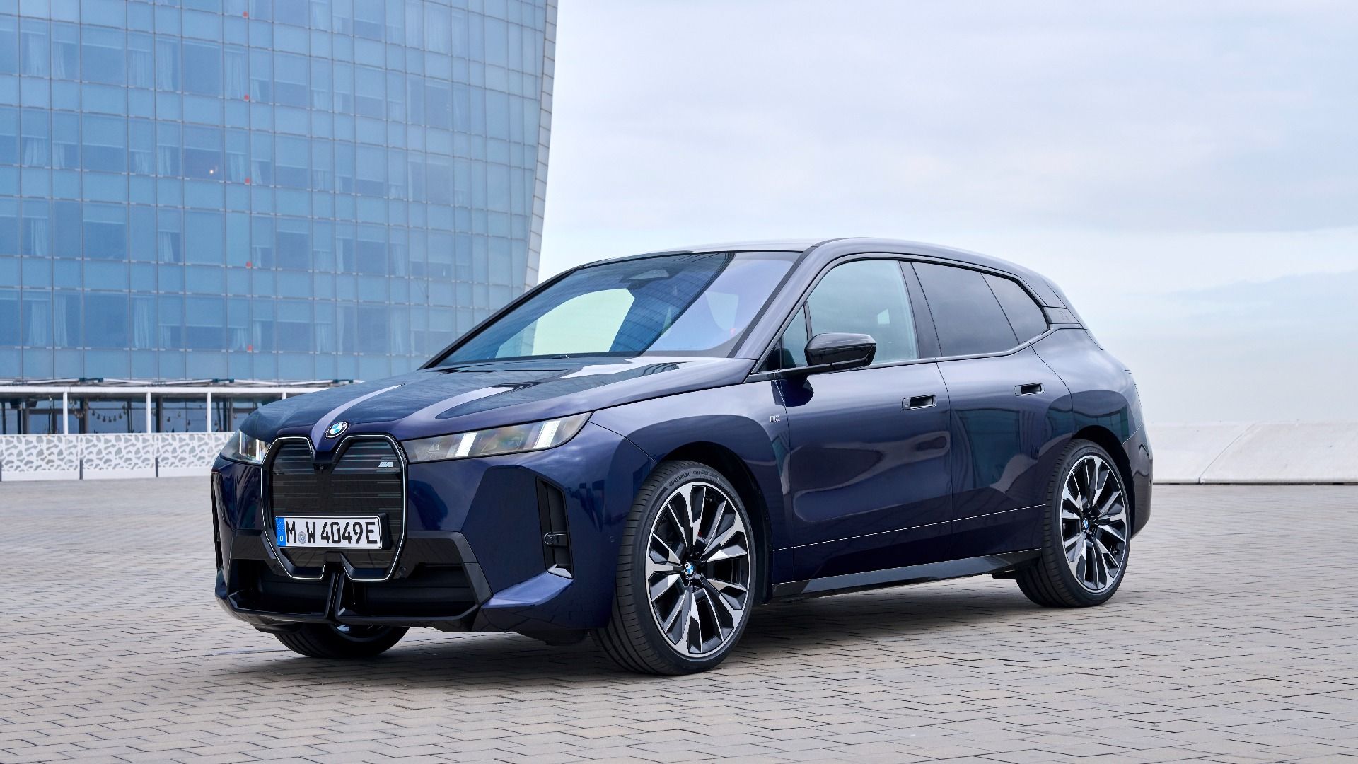 2025 BMW iX Pricing, Photos & Specs