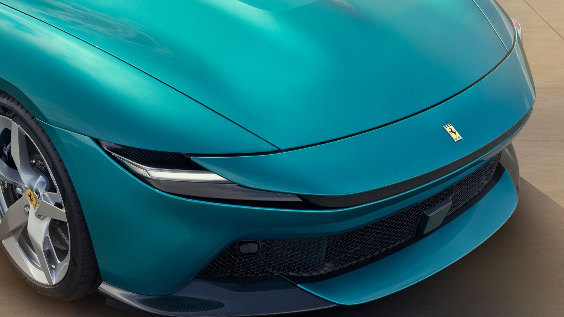 2027 Ferrari Amalfi: Interior and Exterior Gallery