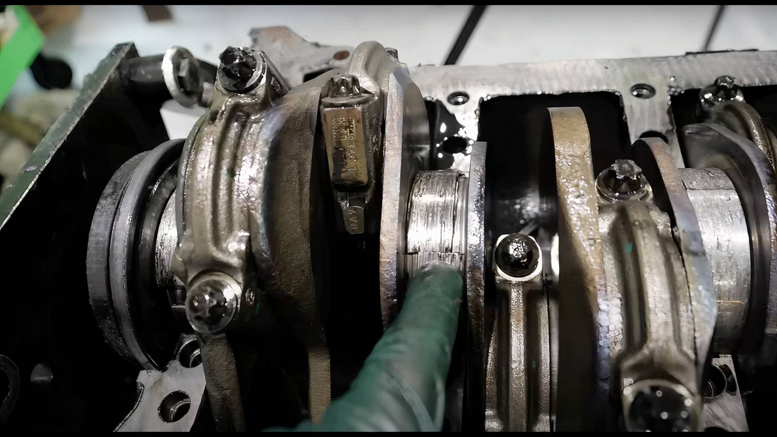 Engine Teardown Video Shows Extreme Damage To Jeep EcoDiesel