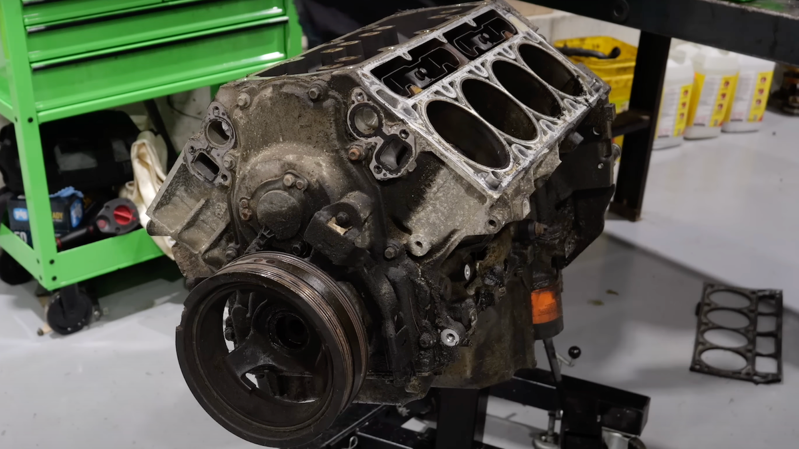 GMC Yukon 6.2-Liter V8 Teardown Shows Big Damage Within