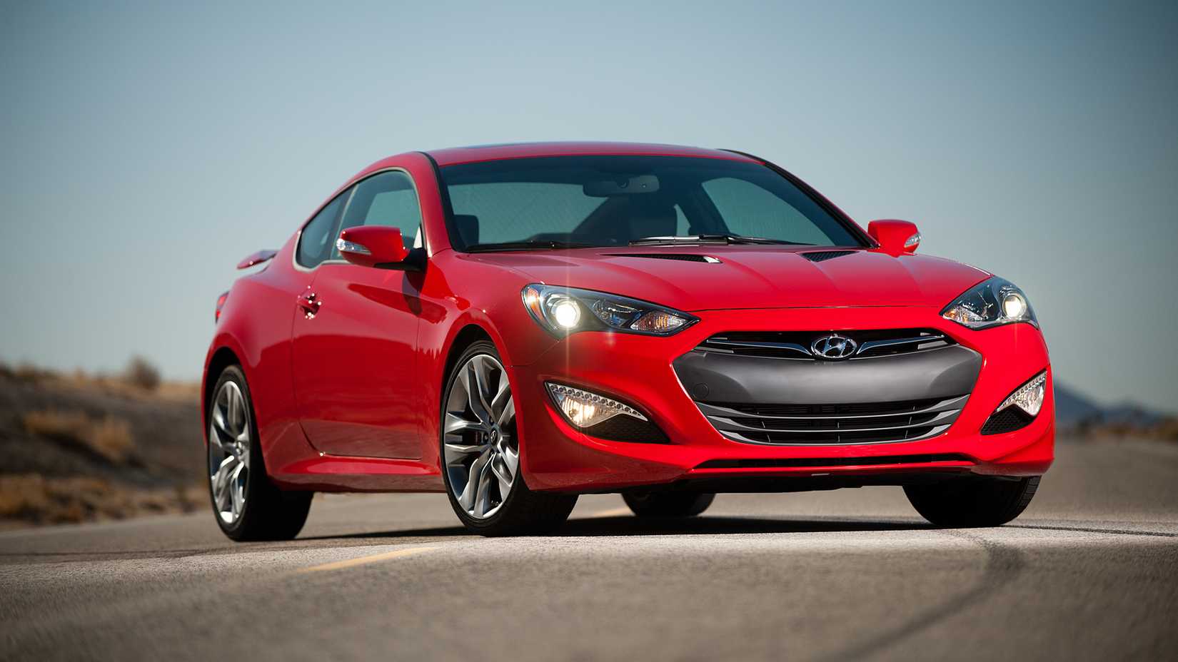 Spannende Hyundai Genesis Coupe Bilder