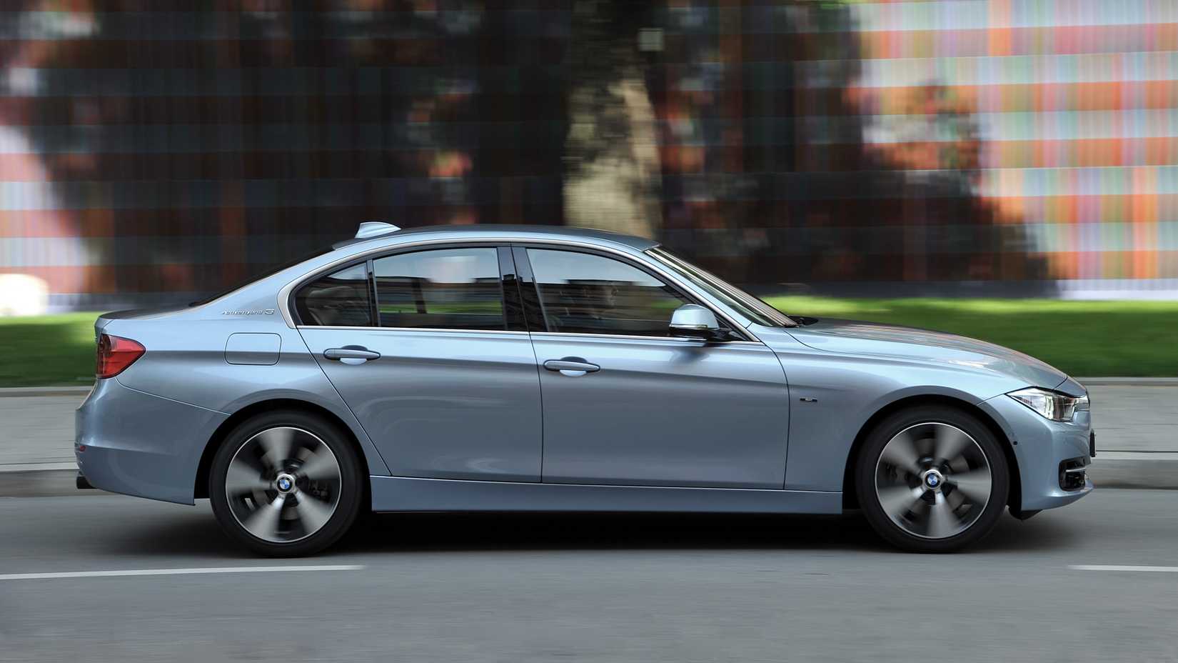 BMW's Underrated ActiveHybrid 3: A Stealthy 335-hp Performer