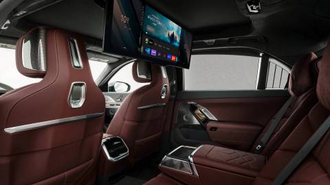 2025 BMW 7 Series Pricing, Photos & Specs