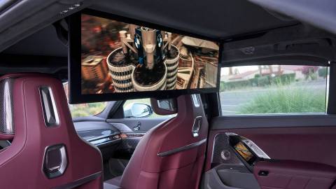 2025 BMW 7 Series Pricing, Photos & Specs