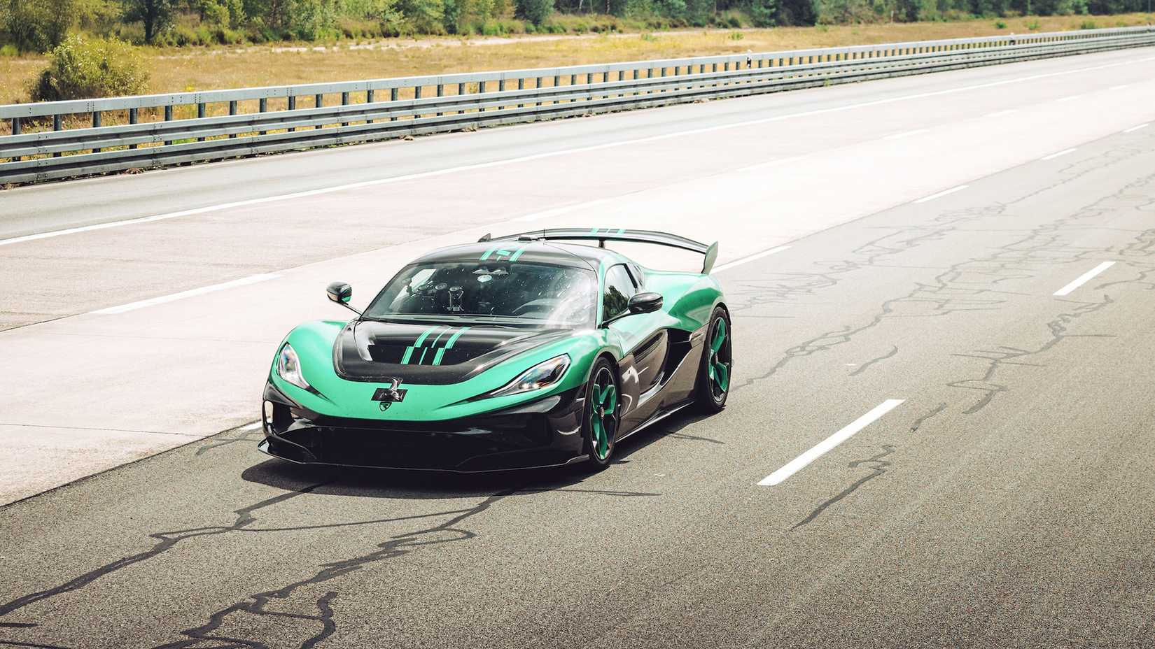 New Rimac Nevera R Breaks 2,000-HP Barrier and Smashes 24 Performance ...