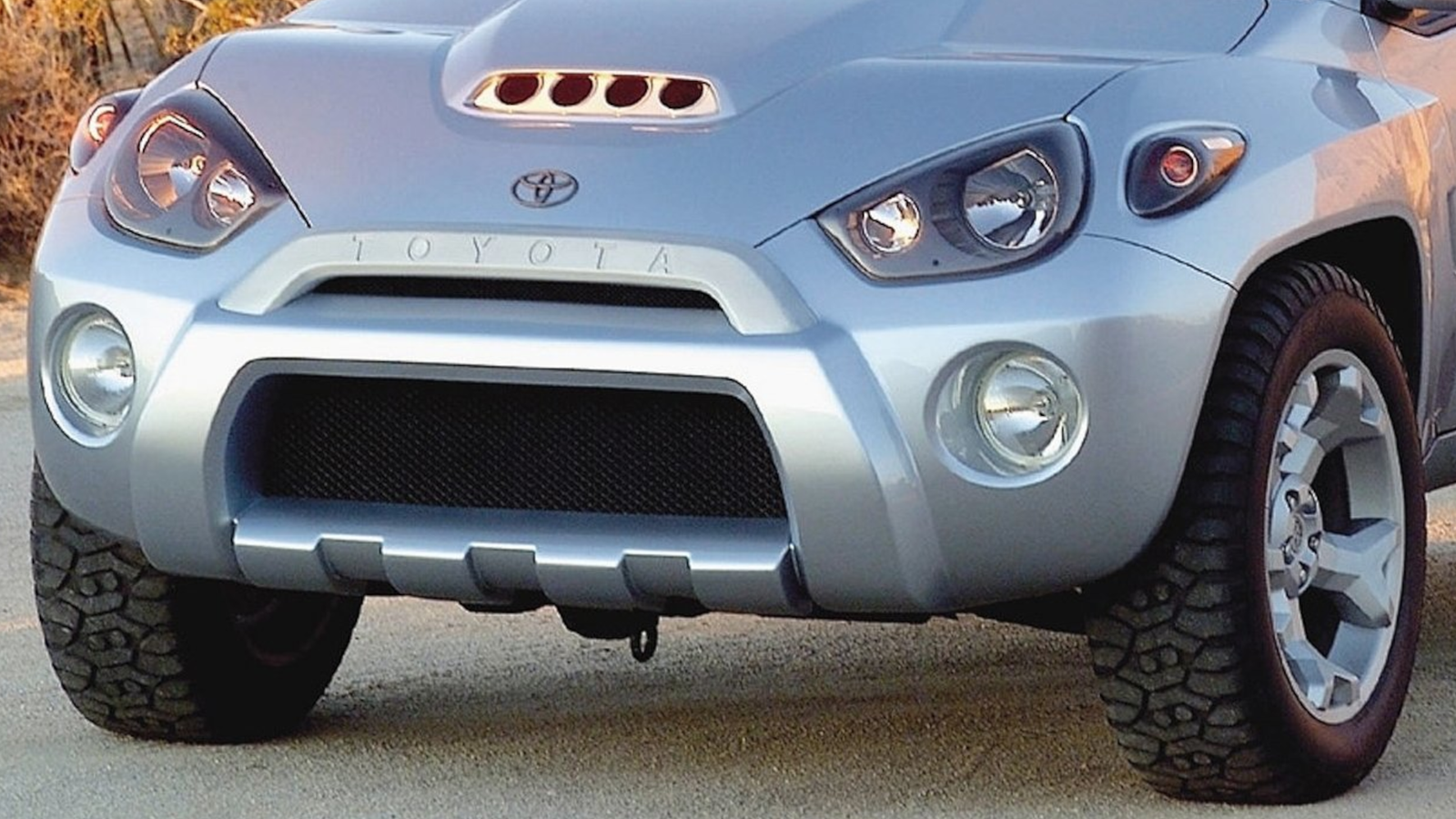 Toyota Toyed Around With An RAV4-Based Hardcore Rally Car Concept