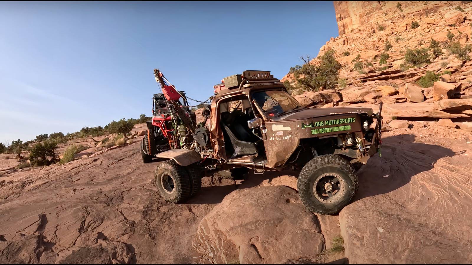 Towing A Wrecked Side-By-Side Out Of Moab Is A Masterclass In Off-Road ...