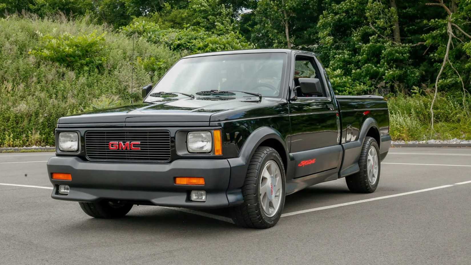 The GMC Typhoon Was An Early Performance SUV With A Boosted V6 Engine