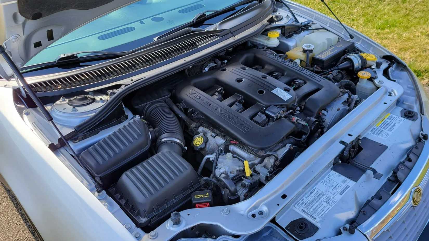 2000 chrysler 300m engine