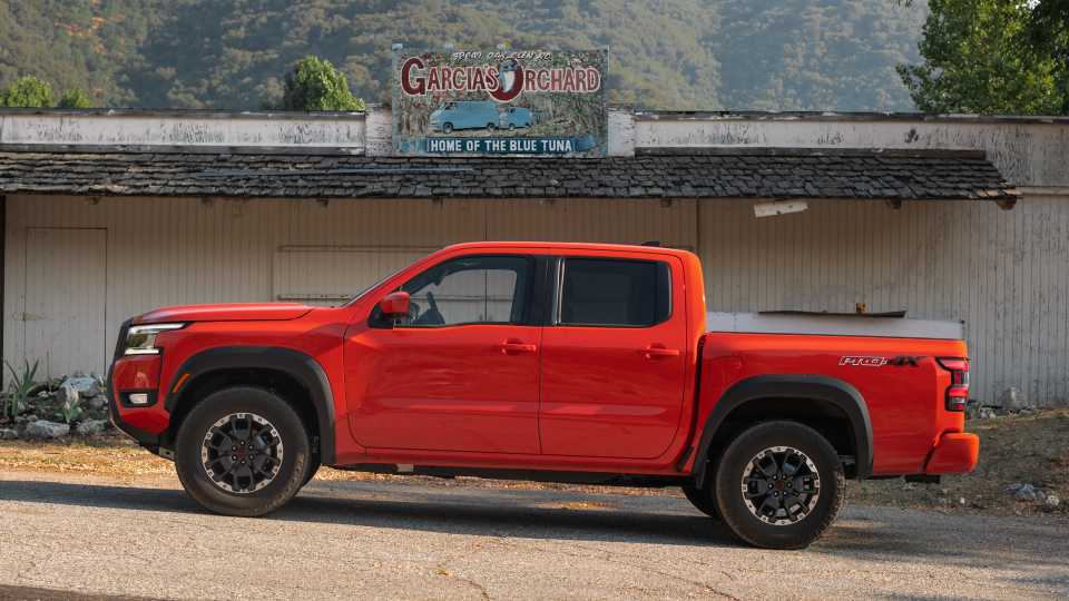 2025 Nissan Frontier Pricing, Photos & Specs