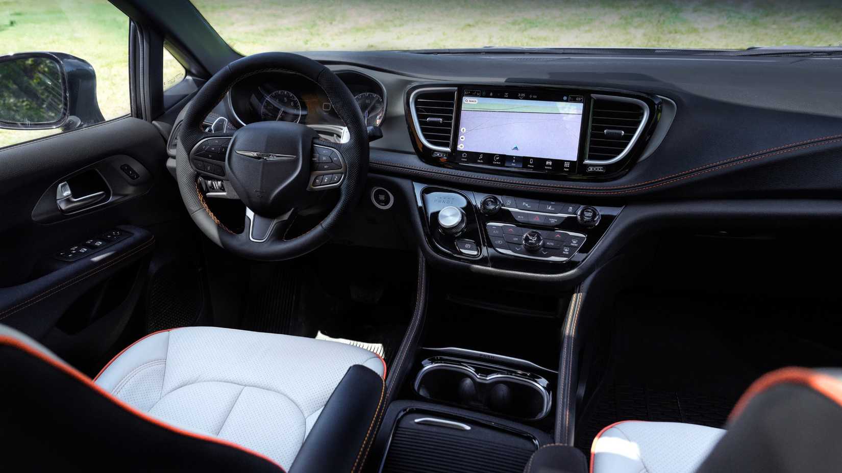 Chrysler Pacifica Grizzly Peak Concept Debuts: Off-Road Minivan That ...