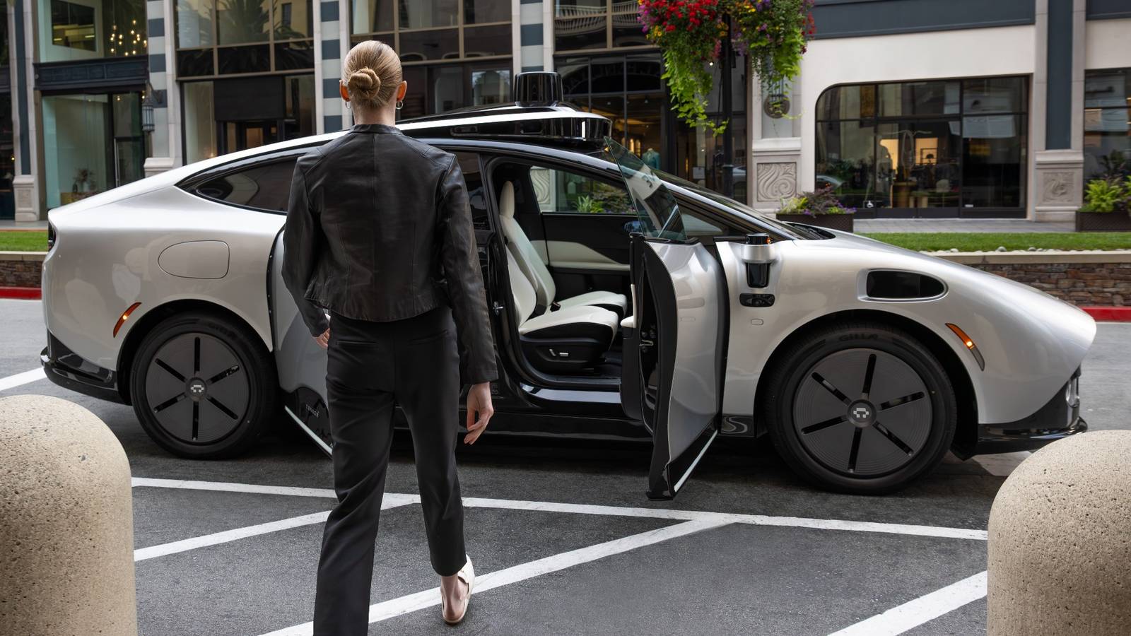 Tensor Announces New Level 4 Car To Battle Tesla And Waymo