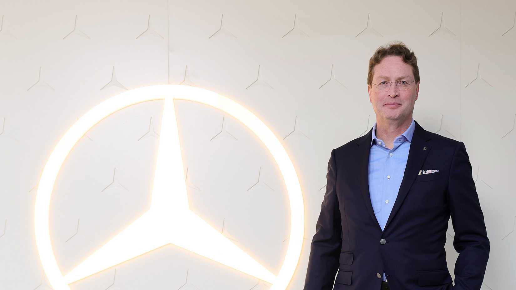Mercedes-Benz In Talks To Use BMW Engines For Future Cars