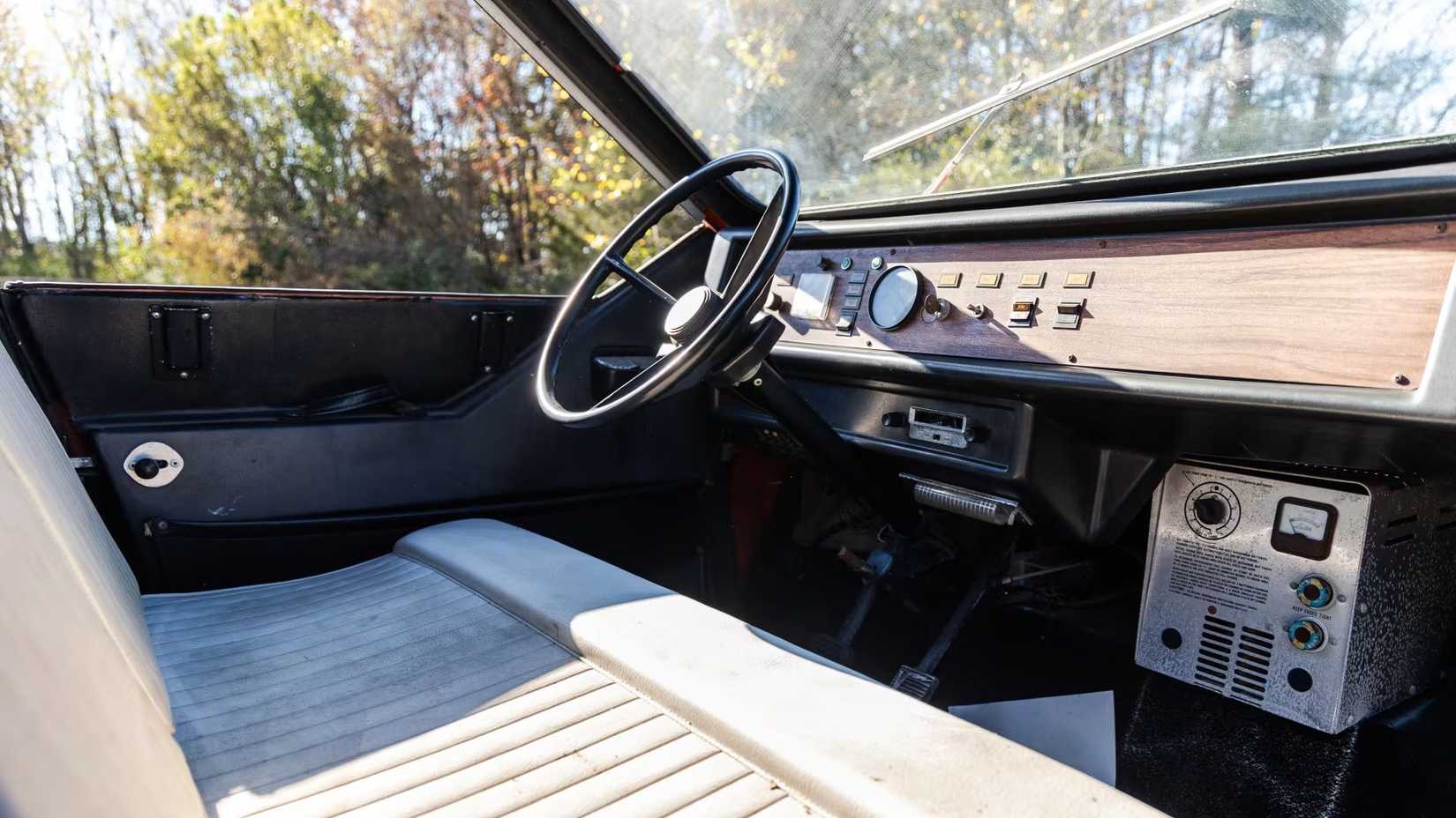 The Sebring Vanguard CitiCar EV Looked Like A Rolling Doorstop But ...