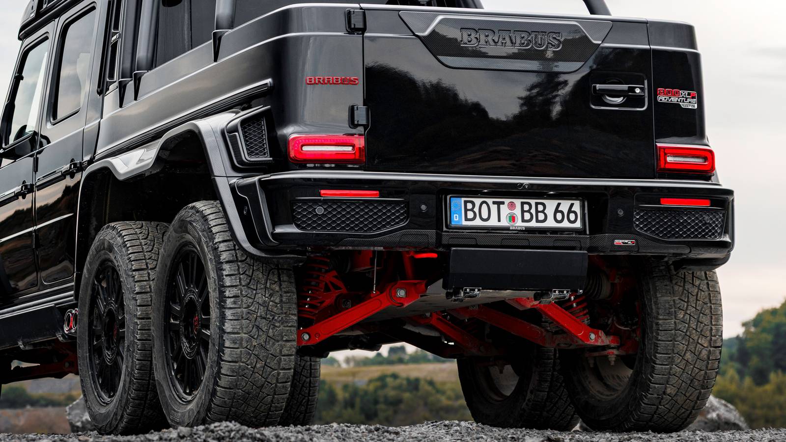 Brabus Builds A Lifted And Streched 6x6 G-Class Pickup