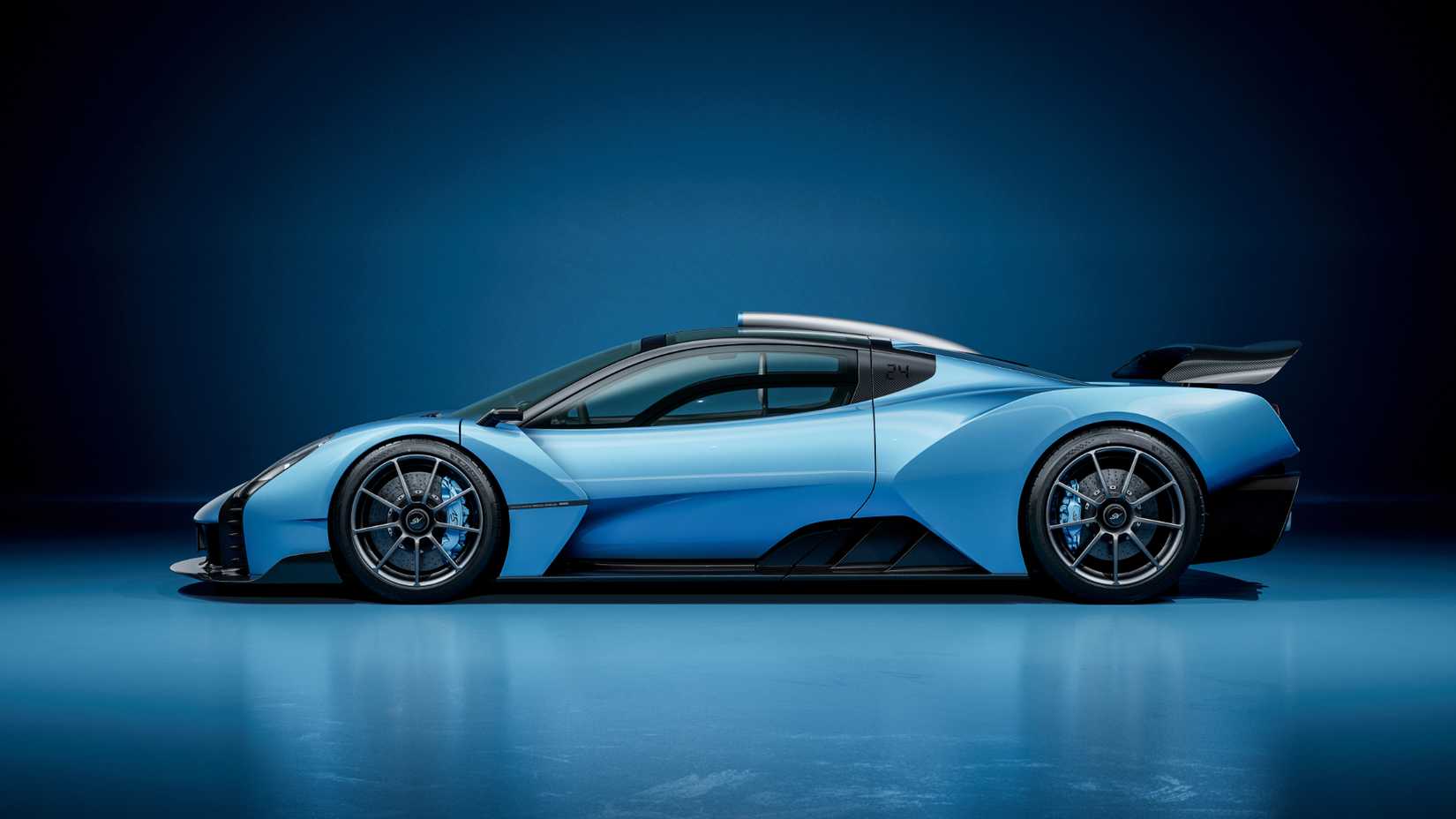 GMSV S1 LM And Le Mans GTR: Gordon Murray's Two New V12 Supercars Revealed
