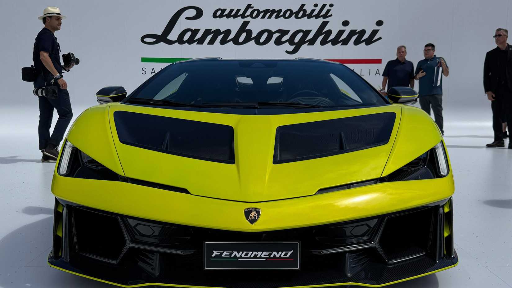 Lamborghini Designer Says Fenomeno Will Come In Phenomenal Colors