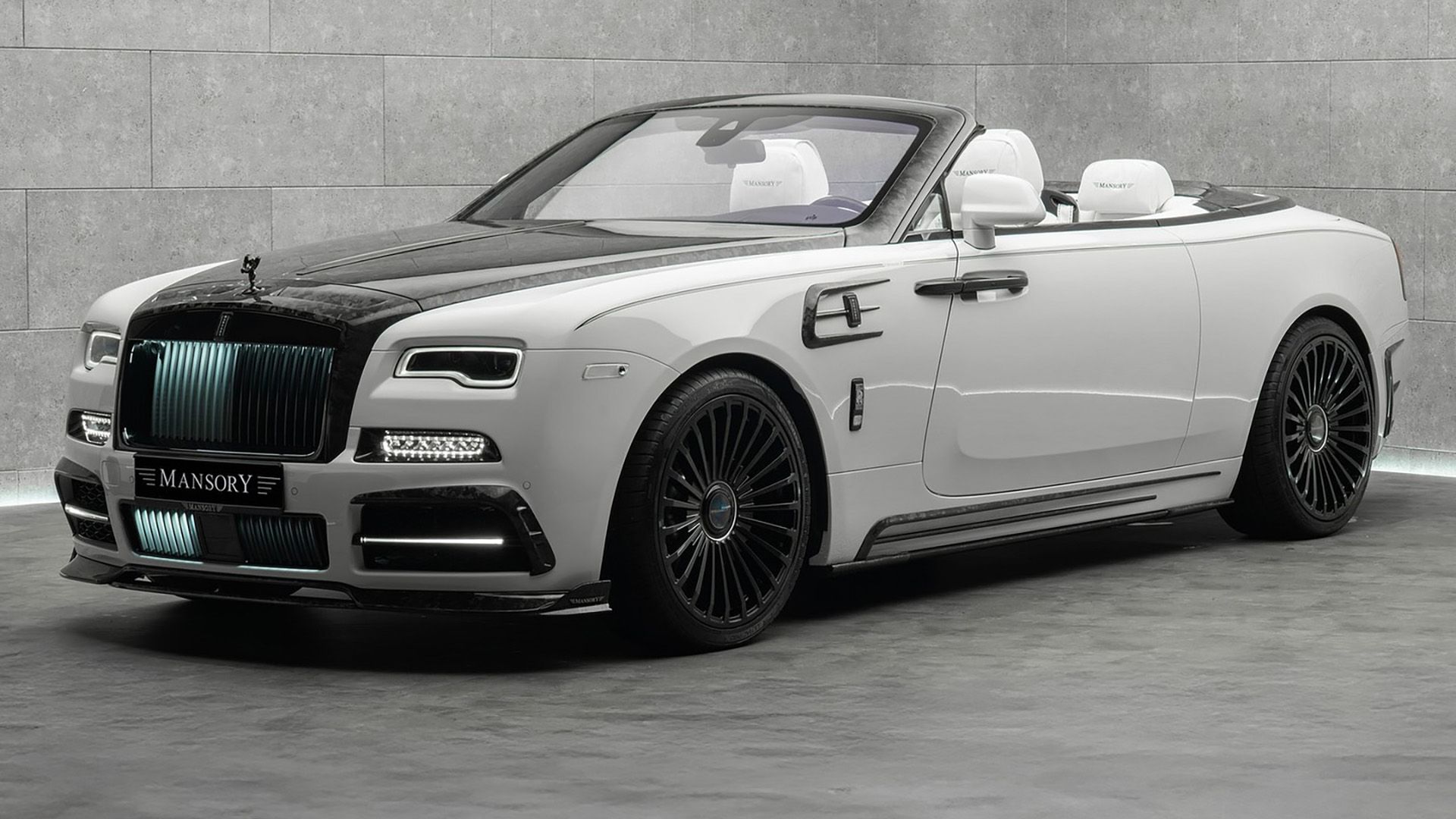 Mansory Modifes Rolls-Royce Dawn With Questionable Carbon Fiber Add-Ons