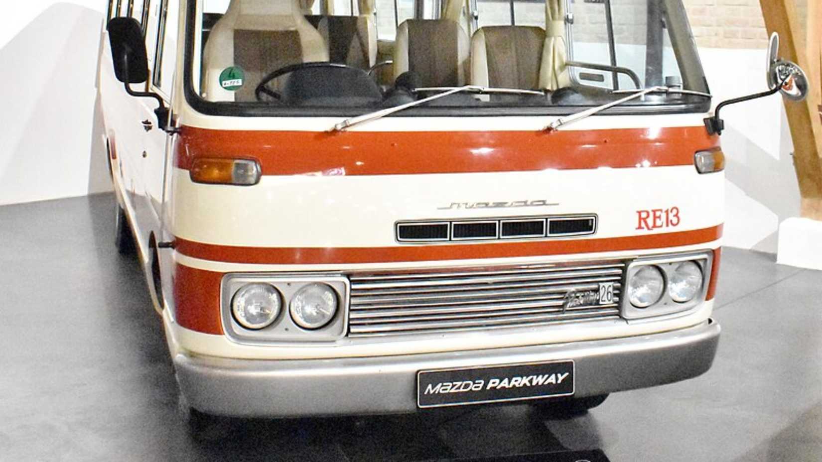 Mazda's Rotary-Powered Minibus: The Parkway Rotary 26