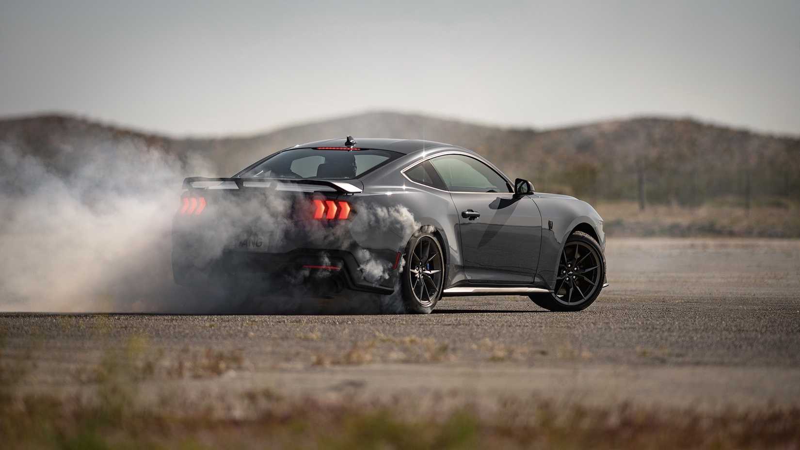 Ford Offering Modest Mustang Dark Horse Discounts On 2025 Models