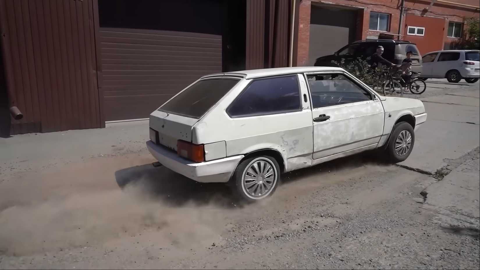 Square Pistons vs. Round Pistons: An Engineering Experiment