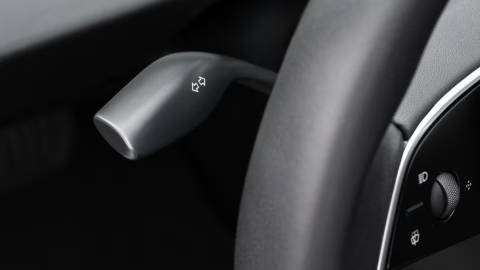 2025 Tesla Model 3 Pricing, Photos & Specs