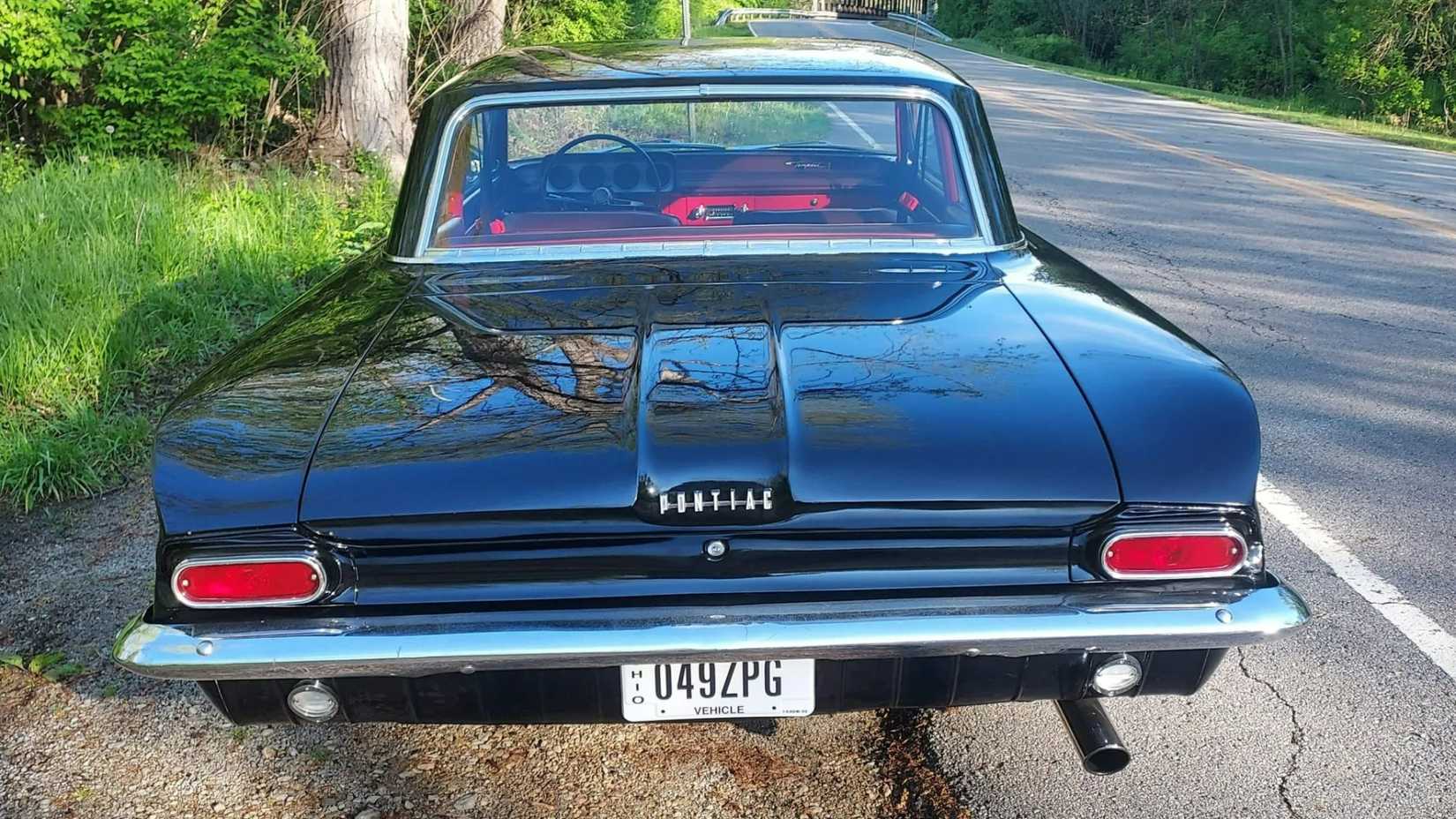 The Pontiac Temptest Was A Revolutionary Compact Sedan In The Early 1960s