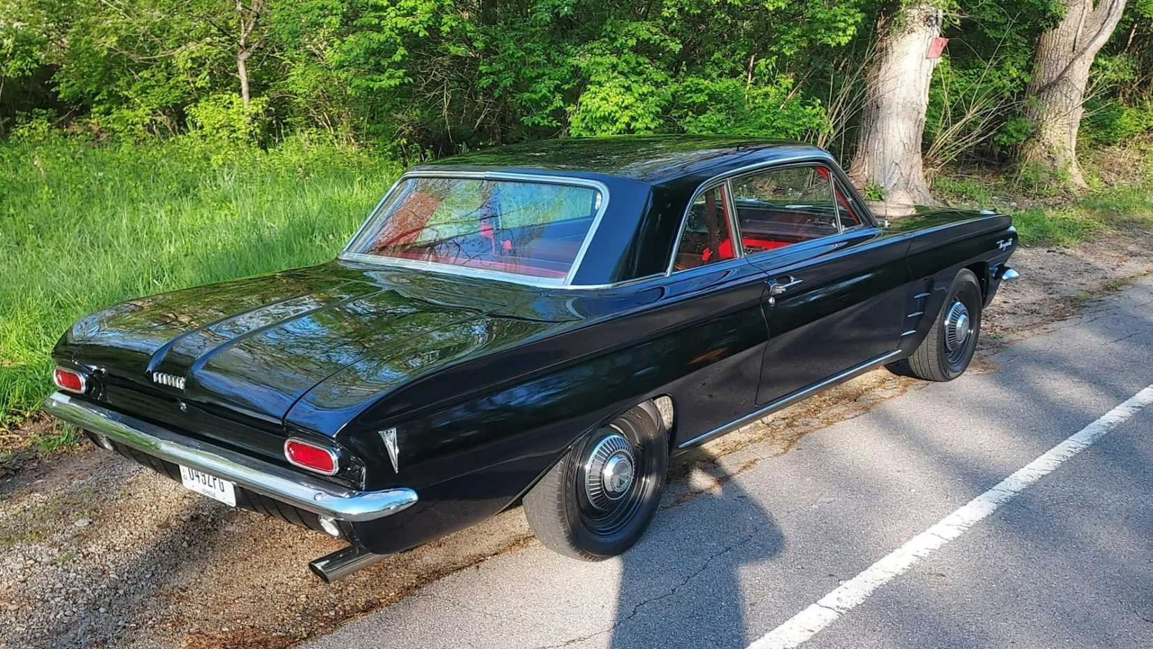 The Pontiac Temptest Was A Revolutionary Compact Sedan In The Early 1960s