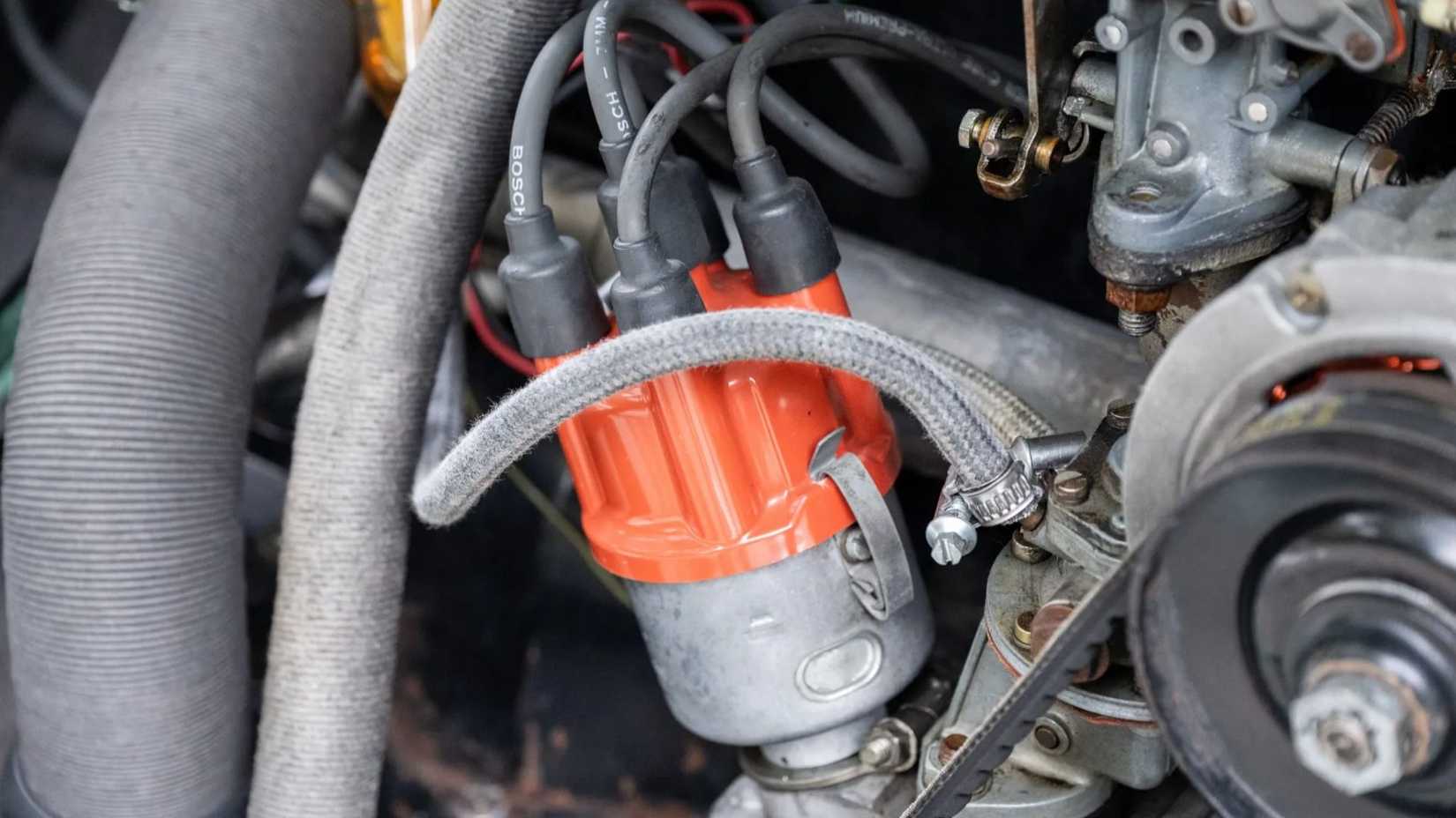 The VW Beetle's Boxer Is The Most Forgiving Engine For Wrenching Beginners